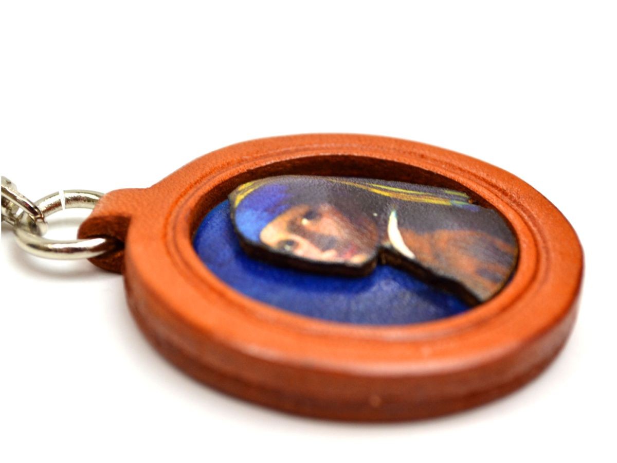Vermeer's Girls with Pearl Earring Leather plate Keychain